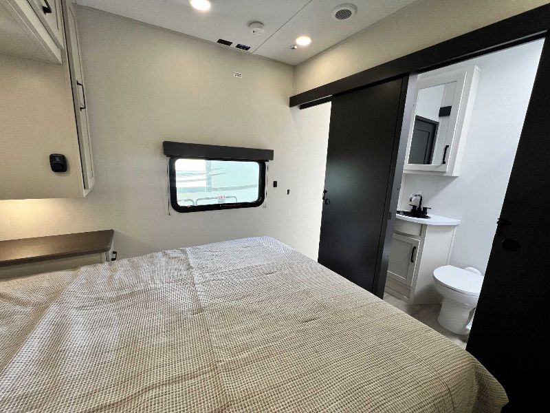New 2026 Grand Design Momentum G 27g For Sale In Bellemont Az 86015 At ...
