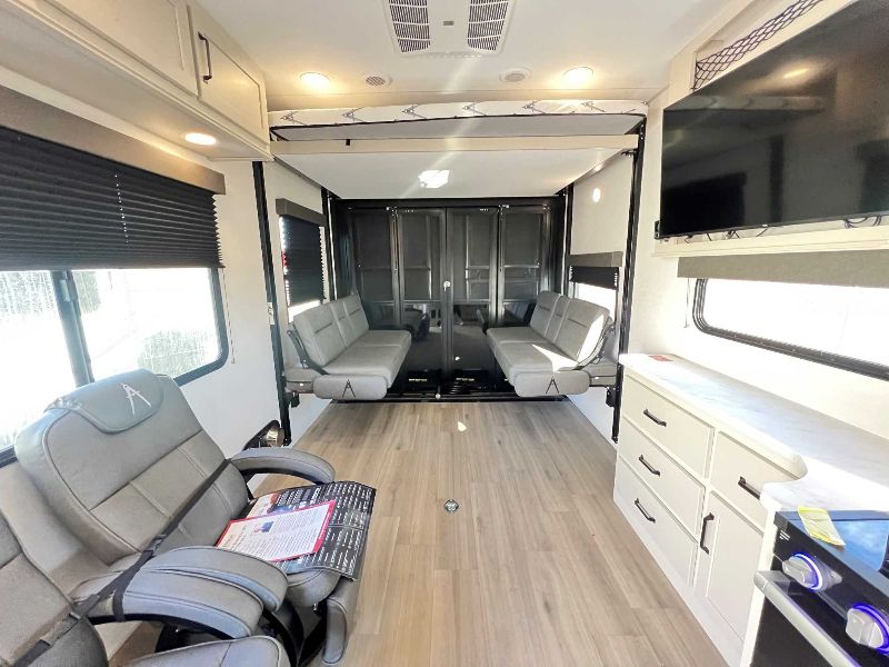 New 2026 Grand Design Momentum G 27g For Sale In Bellemont Az 86015 At ...
