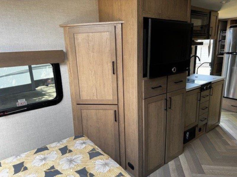 Used 2022 Ember Overland 201fbq For Sale In Fife Wa 98424 At Fife Wa ...