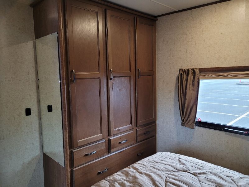 Used 2017 Highland Ridge Light 272rls For Sale In Coburg Or 97408 At ...