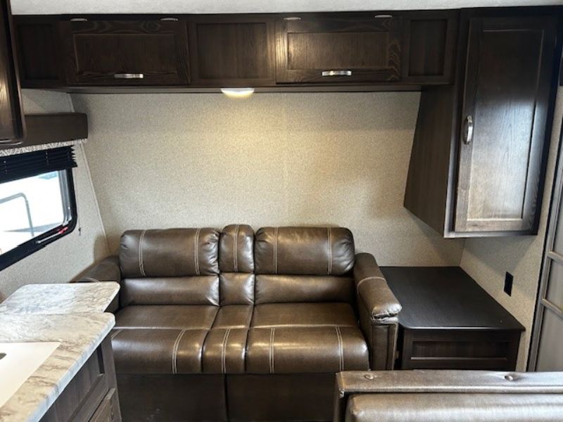 Used 2019 Keystone Springdale 189flwe For Sale In Bellemont Az 86015 At ...