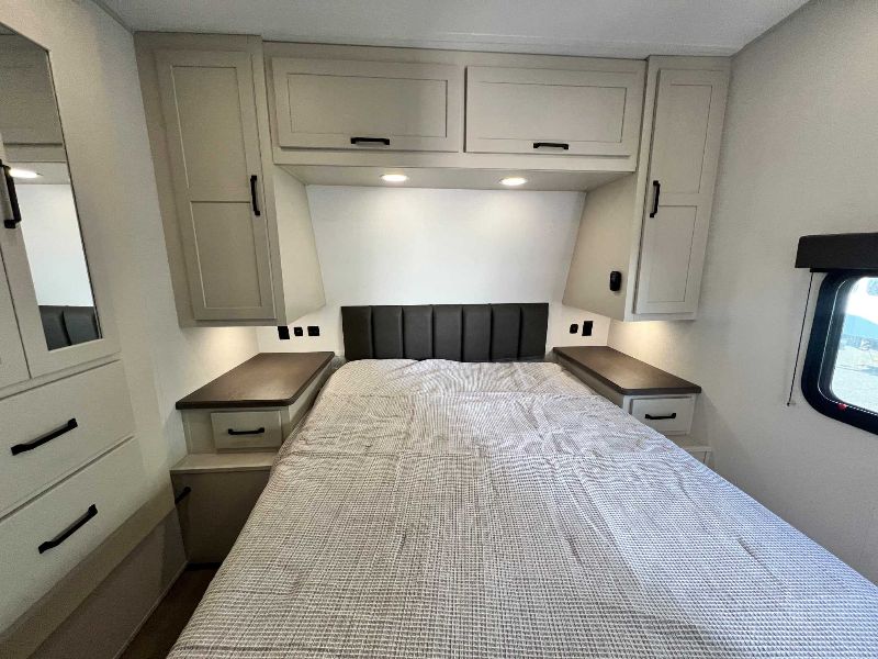 New 2026 Grand Design Momentum G 27g For Sale In Bellemont Az 86015 At ...