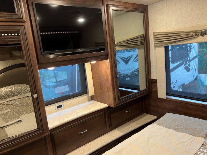 Used 2018 Newmar Baystar 3518 For Sale In Coburg Or 97408 At Coburg Or ...