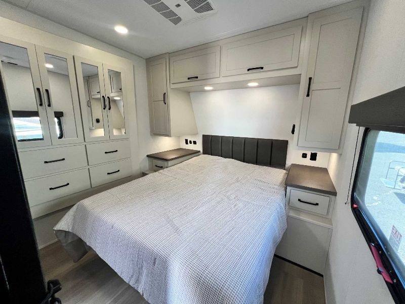 New 2026 Grand Design Momentum G 27g For Sale In Bellemont Az 86015 At ...