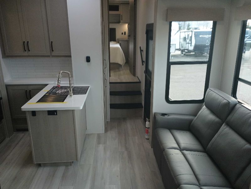 New 2025 Grand Design Momentum G 320g For Sale In Mt Vernon Wa 98273 At ...