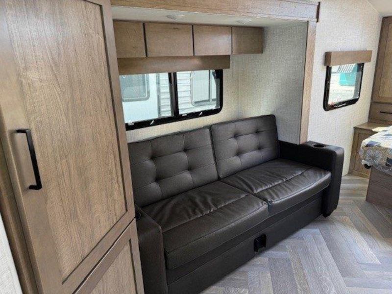 Used 2022 Ember Overland 201fbq For Sale In Fife Wa 98424 At Fife Wa ...