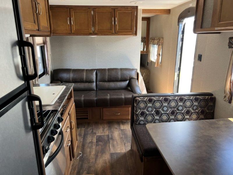 Used 2017 Keystone Springdale 245rbwe For Sale In Coburg Or 97408 At ...