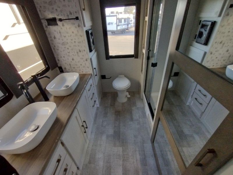 New 2025 Forest River No Boundaries Suites Rvs3 For Sale In Fresno Ca ...