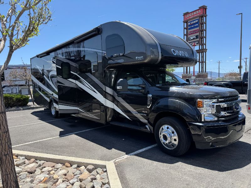 Used 2022 Thor Omni Rs36 For Sale In At Upauh9119 - RV Country