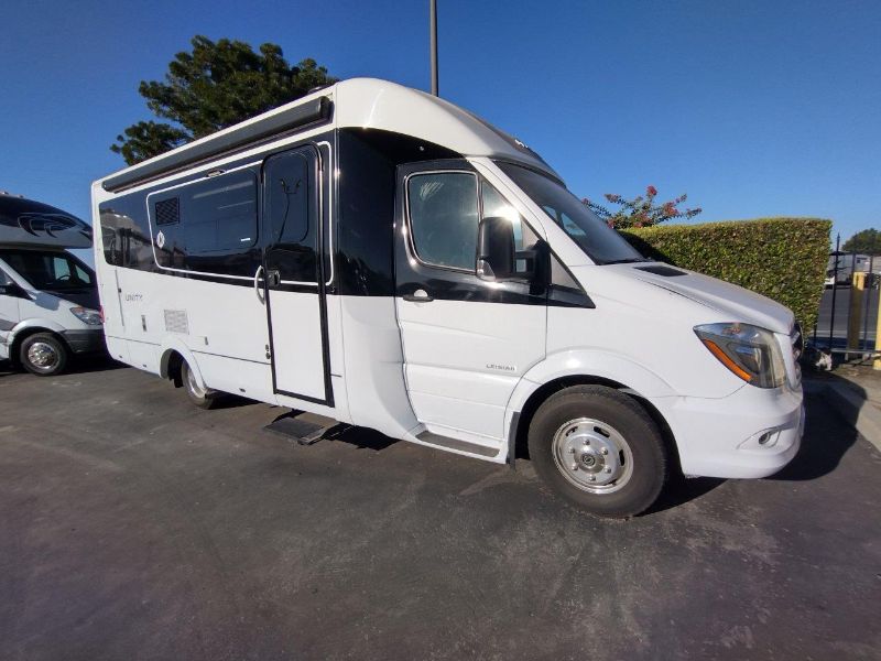 Used 2017 Leisure Travel Unity 24mb For Sale In Fresno Ca 93725 At ...