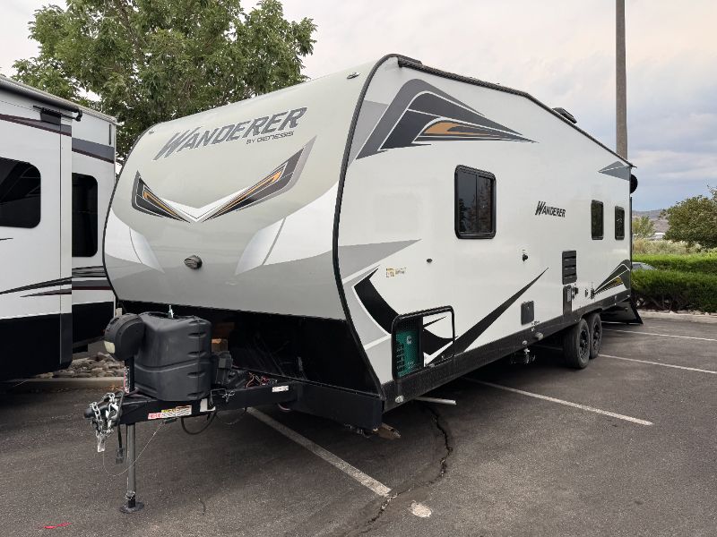 Used 2022 Genesis Supreme Wanderer Travel Trailers 26FSWL for sale in ...