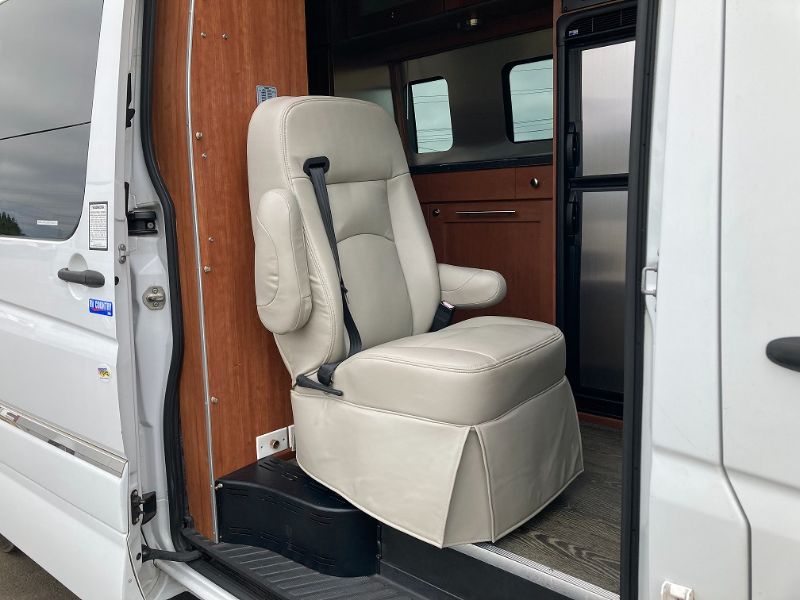 Used 2018 Roadtrek Adventurous Cs For Sale In Sequim Wa 98382 At Sequim ...