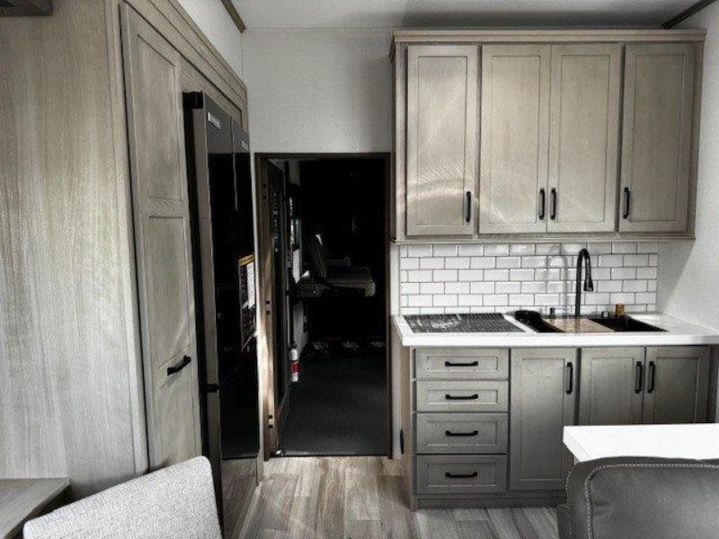 New 2025 Grand Design Momentum M 344m For Sale In Fife Wa 98424 At Fife Wa 44018 - RV Country