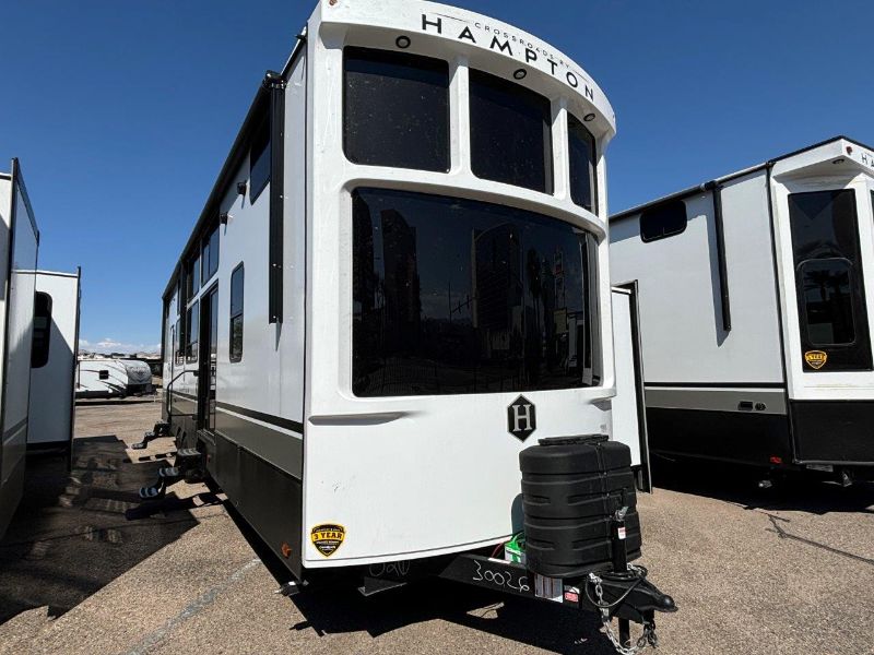 New 2025 Crossroads Rv Hampton 390pvl For Sale In Bellemont Az 86015 At ...