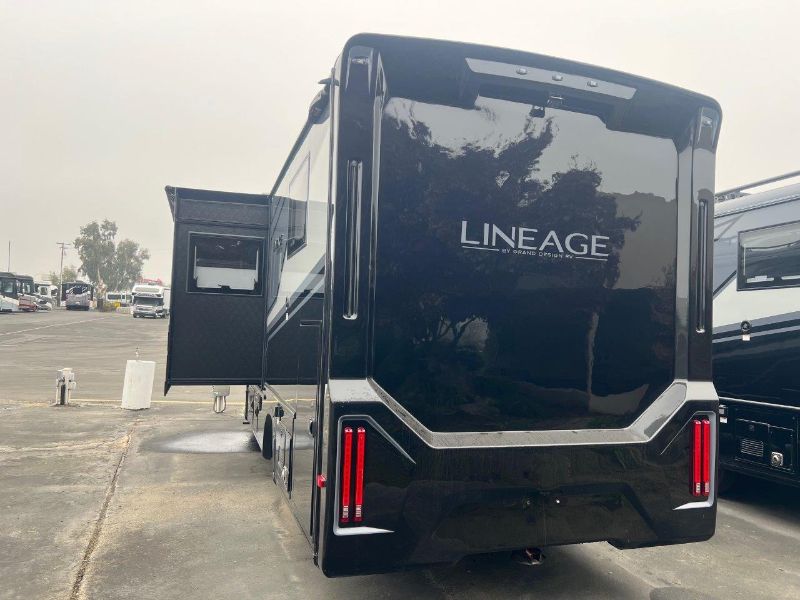 New 2026 Grand Design Lineage Series M 25tk For Sale In Fresno Ca 93710 ...